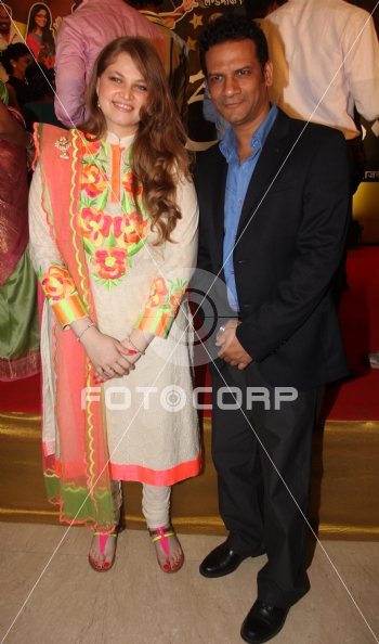 Fotocorp : Vidhi Kasliwal , Satish Rajwade Music Release of Film ...