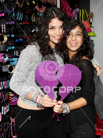 Sheena Sippy And Kunal Kapoor